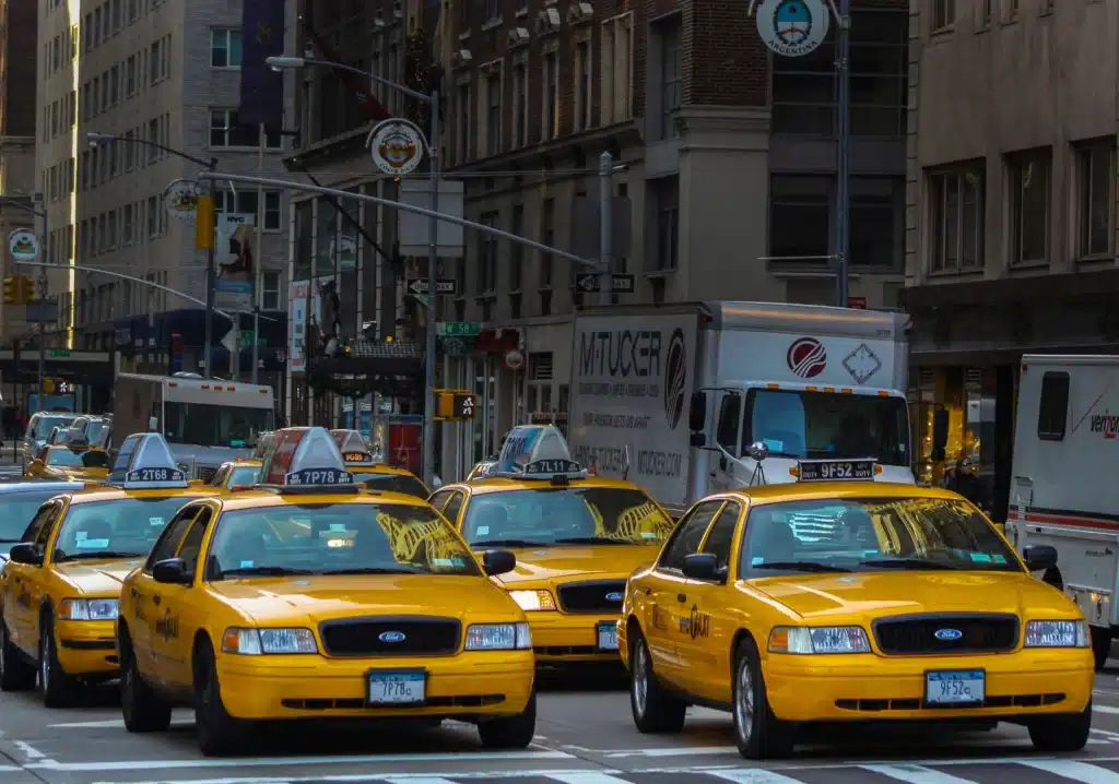 Pantyhose, Taxi Cabs and Billions. – THNK MACHINE - Space for Free Thinkers